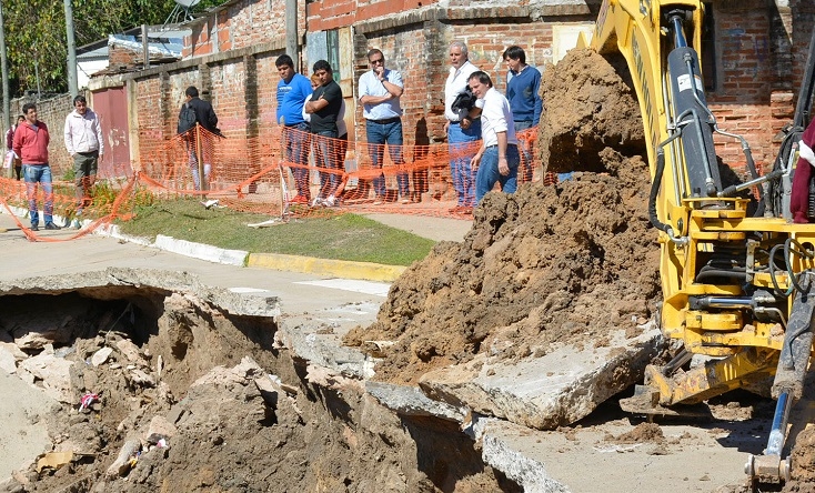 Iniciaron trabajos de reconstrucción en el nuevo socavamiento de la ...