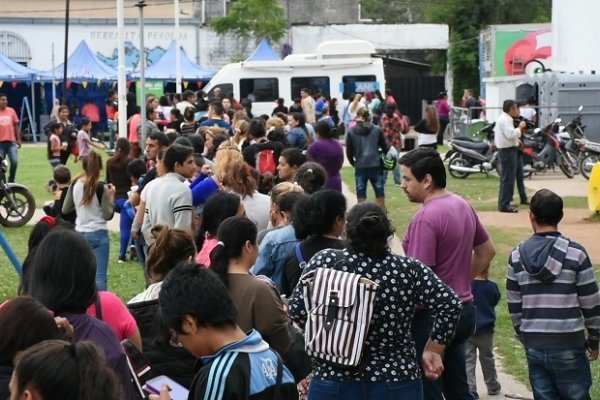 El Estado en tu Barrio llega a La Chola con múltiples servicios ...