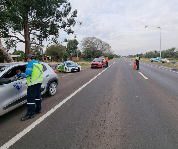 Redujeron la velocidad de un importante tramo de la Ruta 12 ...