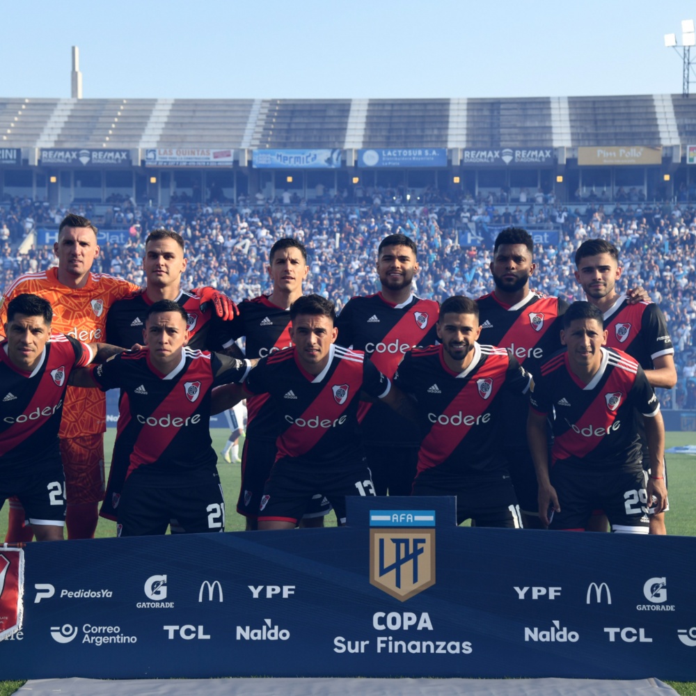 ¡BOMBAZO! La drástica e inesperada medida que tomó River con un jugador ...