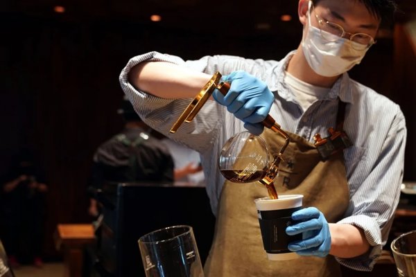 China, una nación bebedora de té, ahora tiene más cafeterías de marca ...
