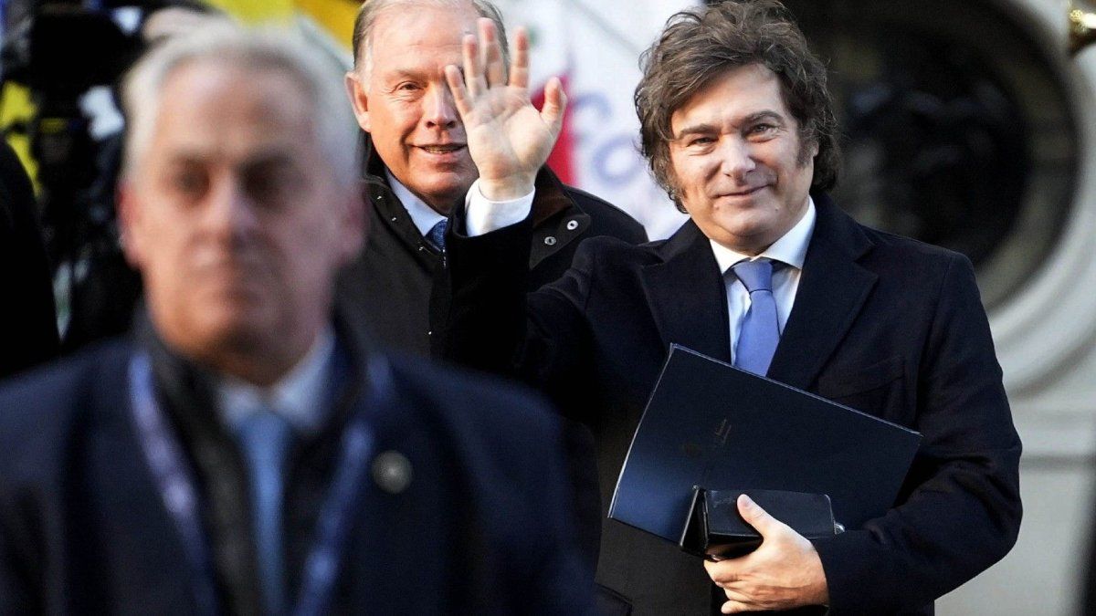 Javier Milei viaja a Chaco en busca del esquivo voto evangélico ...