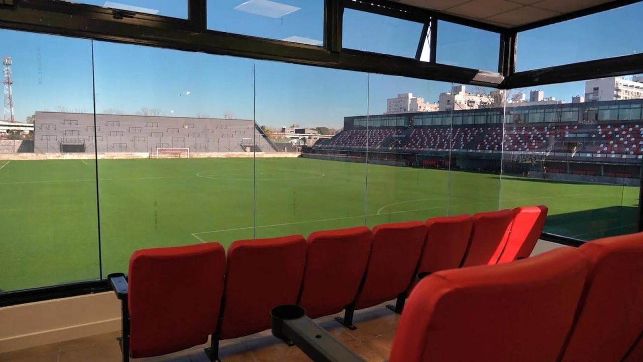 El fastuoso y renovado nuevo estadio de Barracas Central que inauguró ...