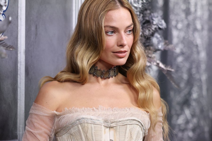 El nuevo bob y flequillo de Margot Robbie son la antítesis de su melena ...